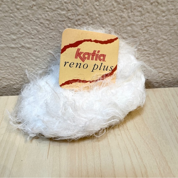 Katia | Art | Katia Reno Plus White Eyelash Yarn Skein Nwt Ounce | Poshmark